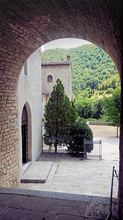 Monastero Fonte Avellana